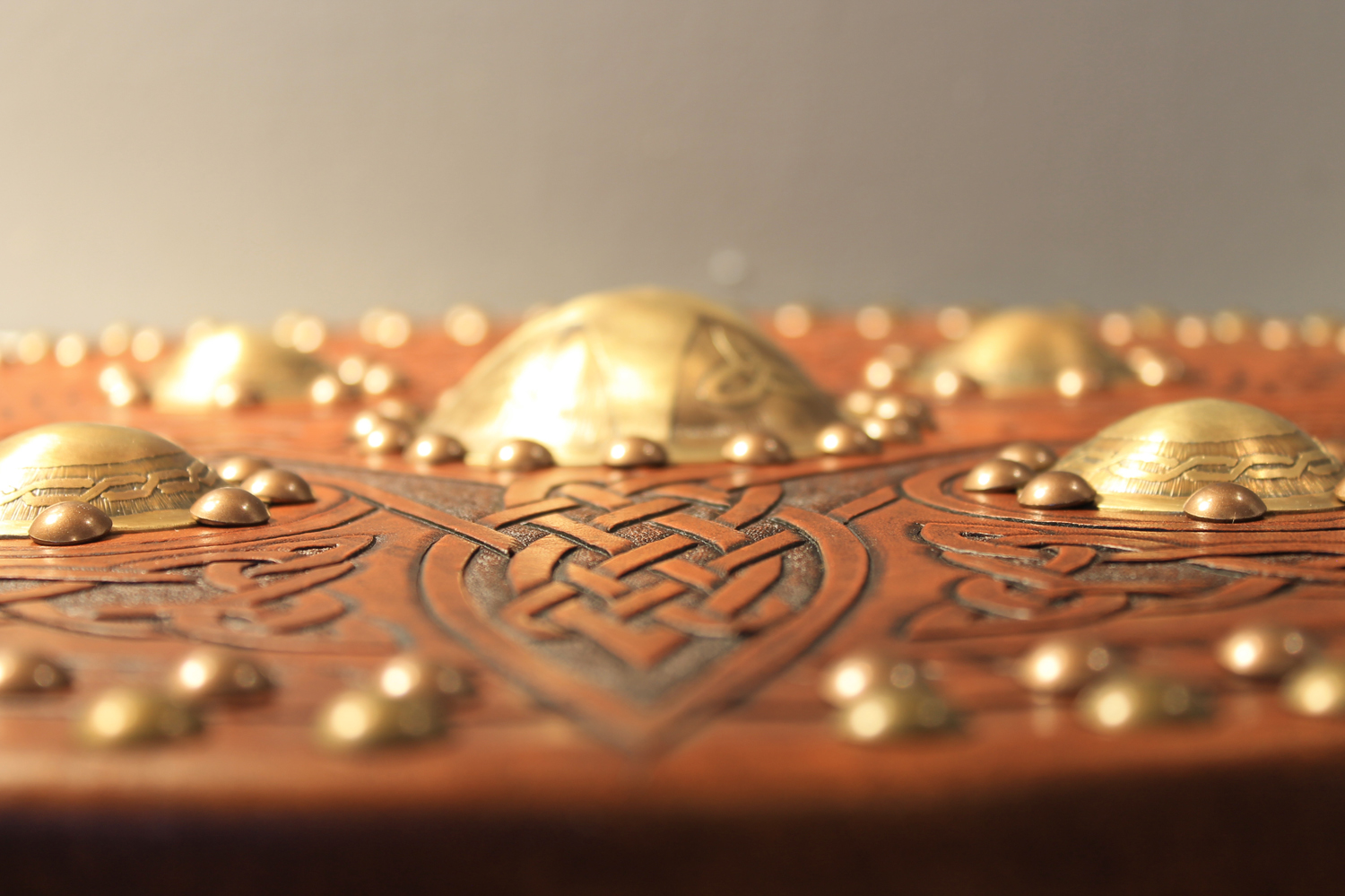 The Hunter Targe | Celtic Leatherworks