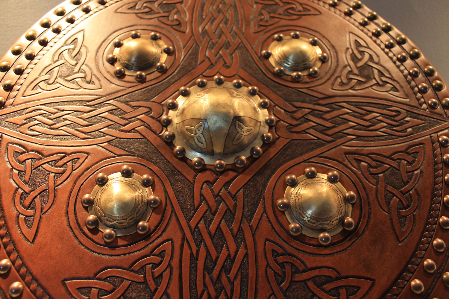 The Hunter Targe | Celtic Leatherworks